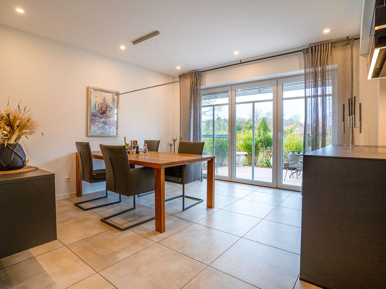 Modernes Traumhaus mit Sauna und Doppelgarage - CLAASHEN IMMOBILIEN